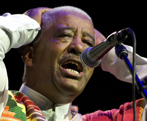 LEGENDARY ETHIOPIAN SINGER MAHMOUD AHMED MAKES CARNEGIE HALL DEBUT ON ...